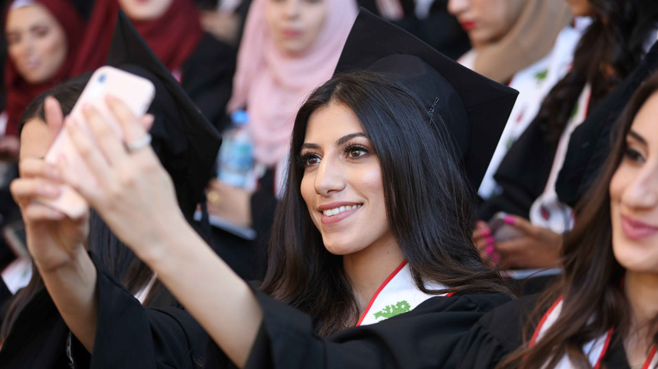 More than 2600 graduates mark end of journey in 44th graduation ...