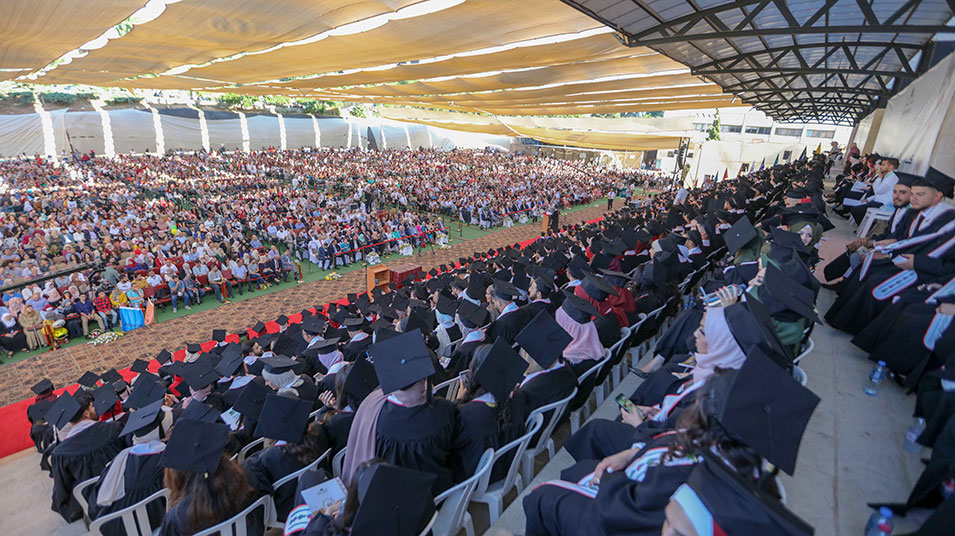More than 2600 graduates mark end of journey in 44th graduation ...