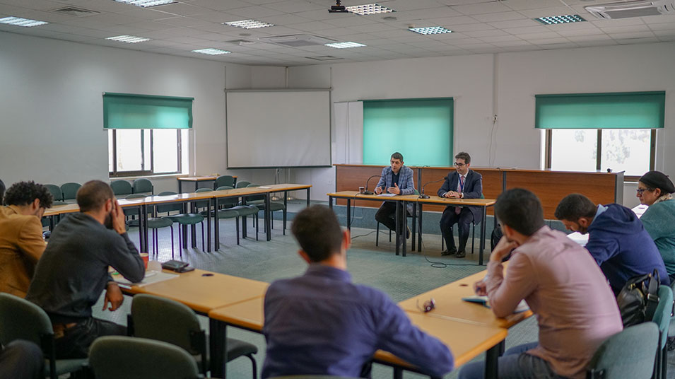 Law, finance students discuss prospects, challenges of cooperative and ...