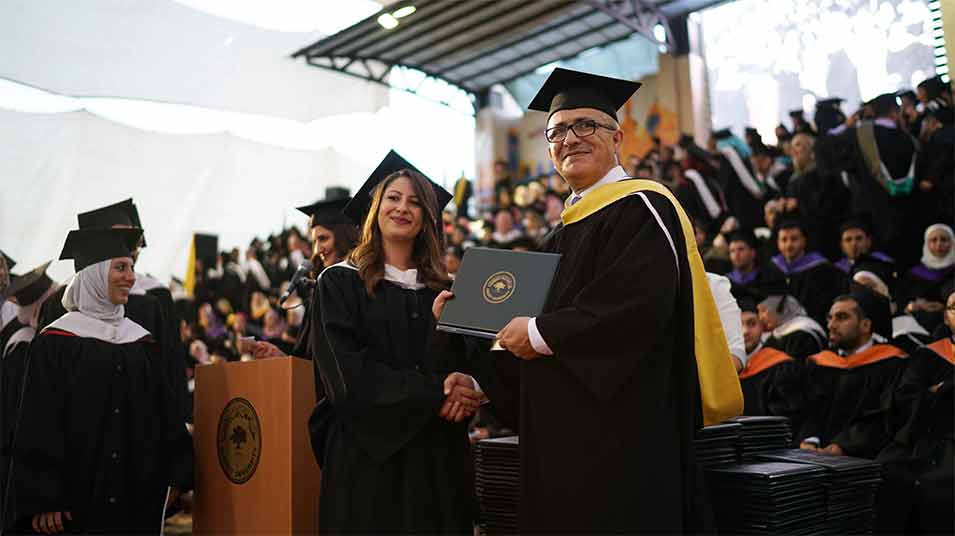 Birzeit University holds 43rd Commencement | Birzeit University