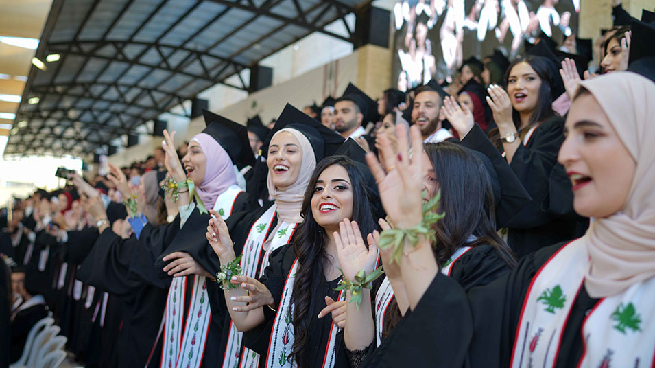 More than 2600 graduates mark end of journey in 44th graduation ...