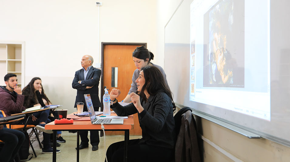 Famed Spanish writer lectures on storytelling at Birzeit University ...