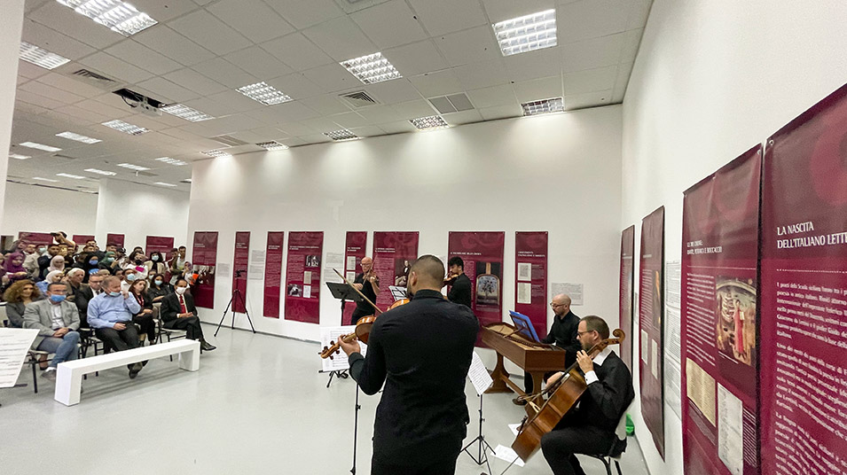 Students, faculty celebrate Italian language week at university museum ...