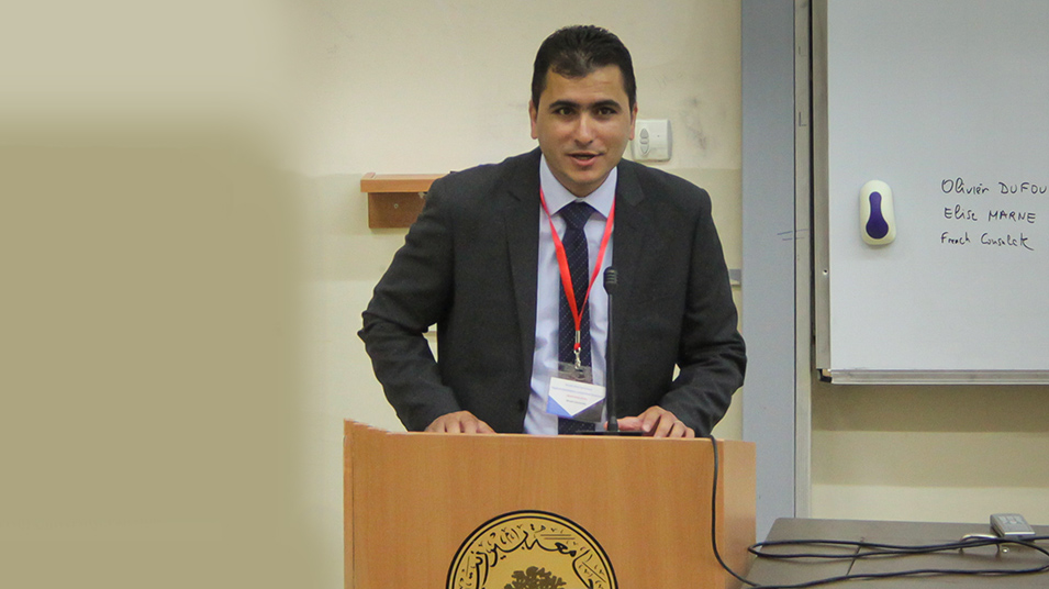 Mathematics professor wins best presentation award in international ...