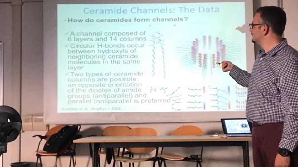 University professor leads advanced biochemistry course in Italy ...